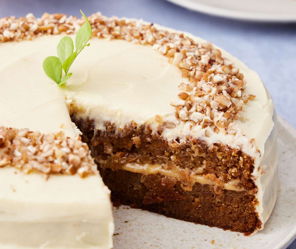 Carrot Cake con Manjar y Frost – Pastelería Mariáte